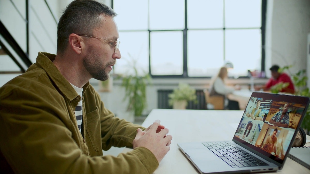 7 Online Income Streams You Can Start Today – A Guide for Everyone ...