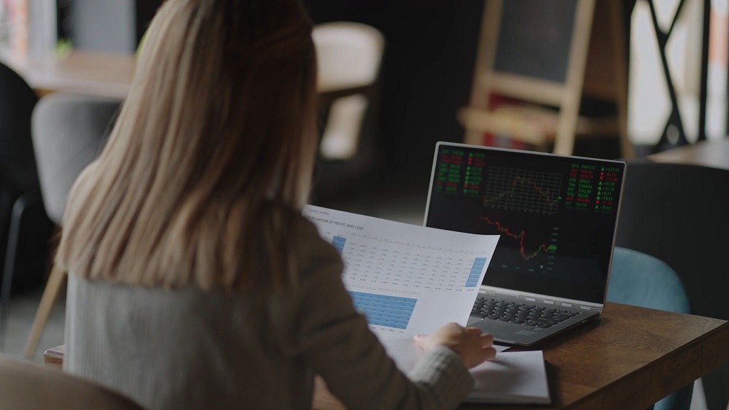 How Clear Expense Tracking Builds Confidence In Business Decisions ...